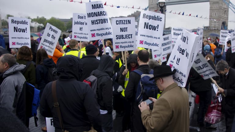 'The royal wedding is escapist nonsense', British republicans say