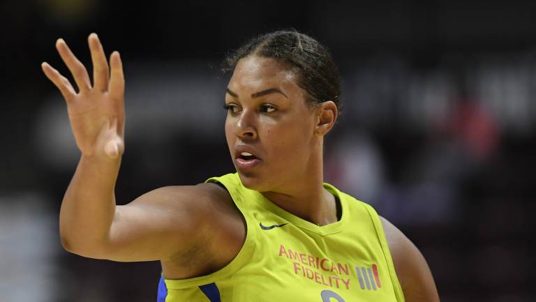 Liz Cambage sets WNBA record with 53-point game