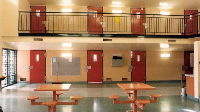 Coroner recommends more medical staff at Queensland prison after suicide