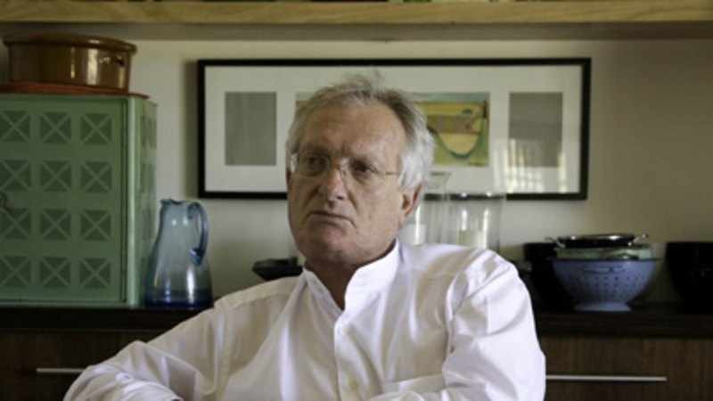 Acclaimed crime writer Peter Temple dies, aged 71