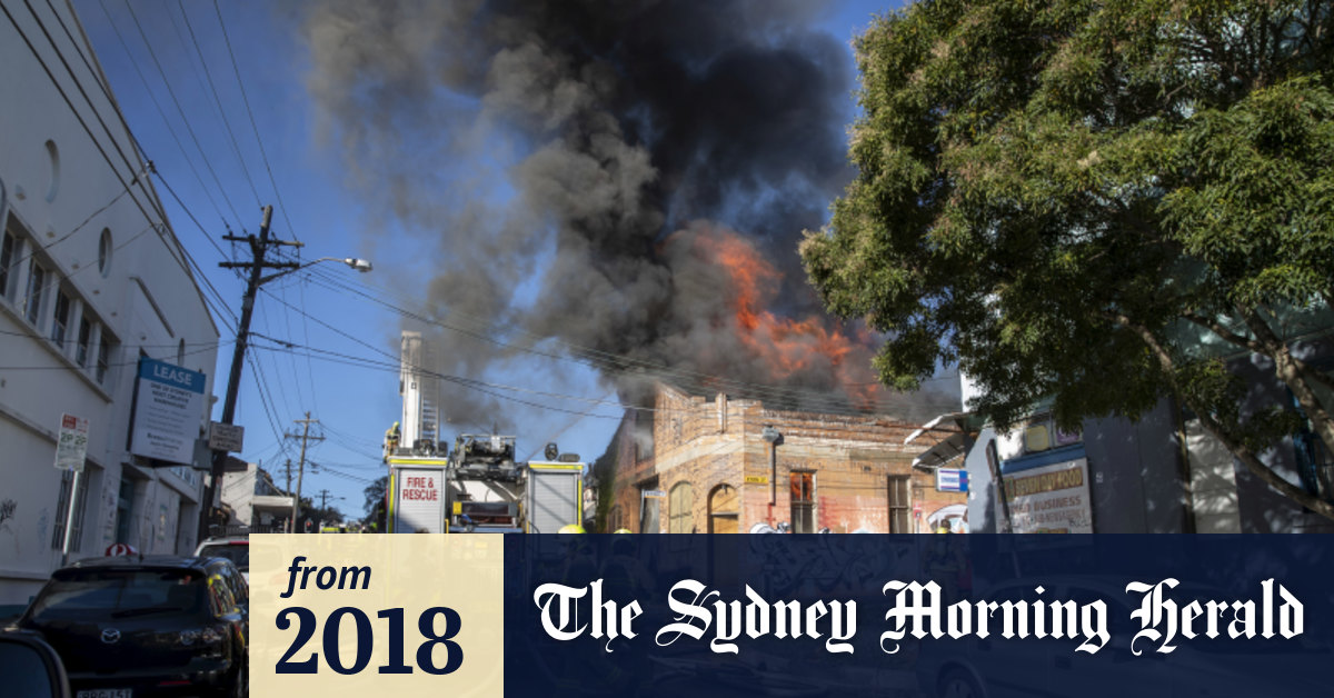 Camperdown: Residents evacuated as 'asbestos fire' breaks out in factory