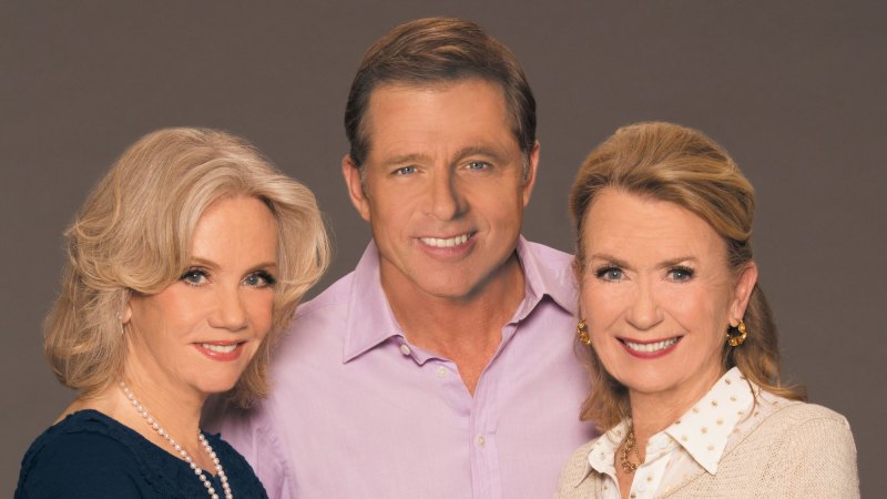 Hayley Mills and sister Juliet play fading movie stars in Legends!