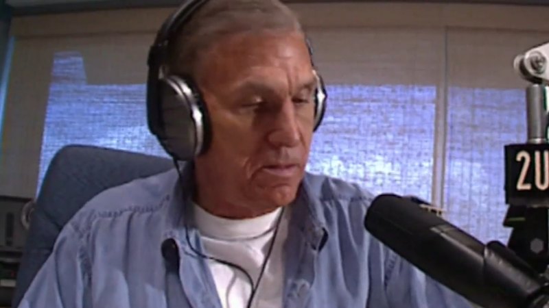 Video: Radio icon John Laws dies aged 90