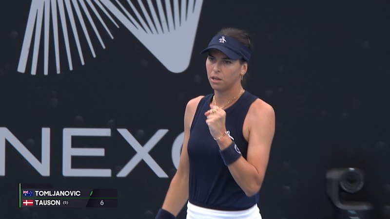 Video: Tomljanovic wins first set in Adelaide