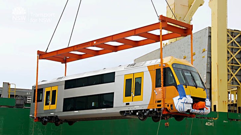 Video: New Waratah trains arrive in Sydney