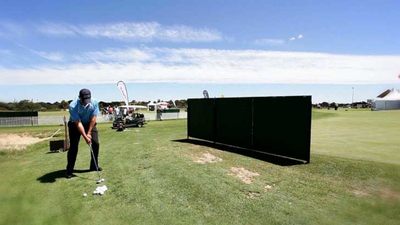 Video: How to play a lob shot