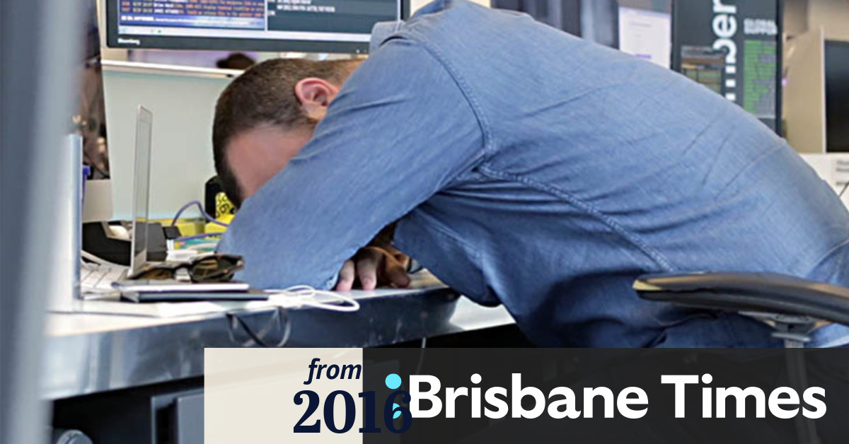 Video: Four ways to nap at your desk