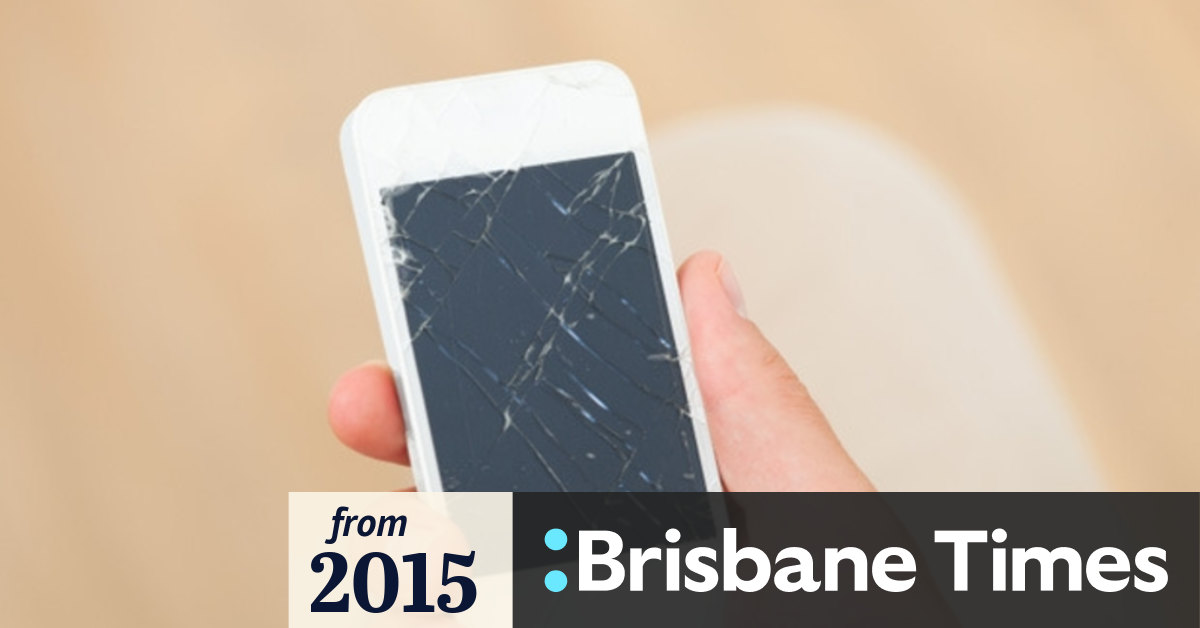 Unbreakable phone screens closer thanks to Brisbane man