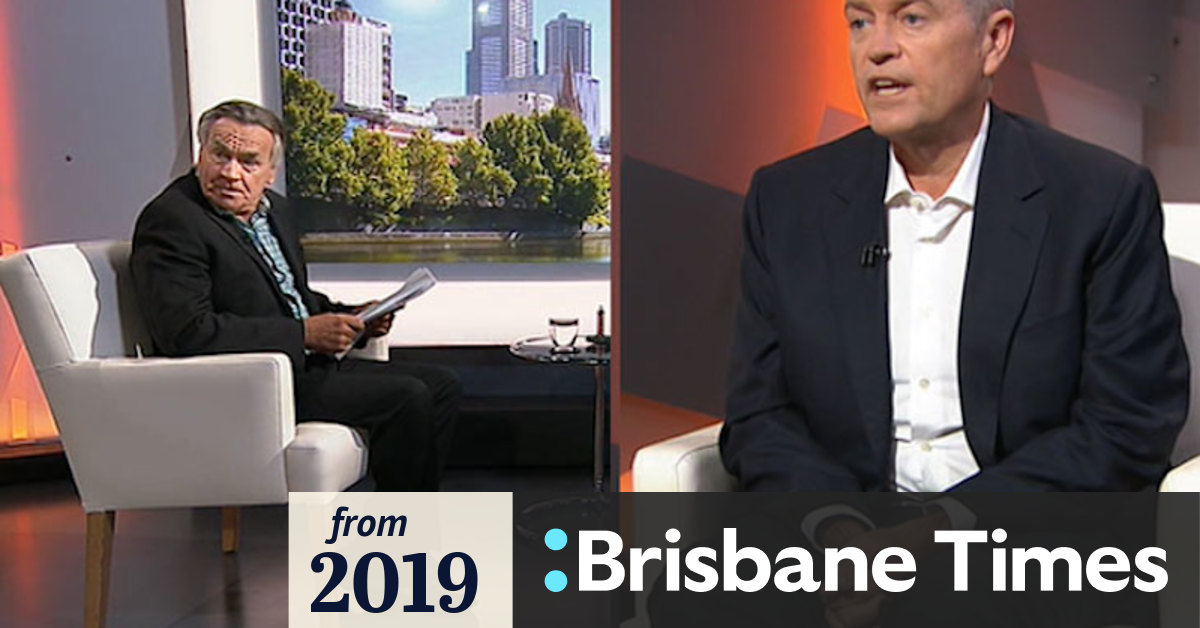 Video: Cameraman collapses during live broadcast