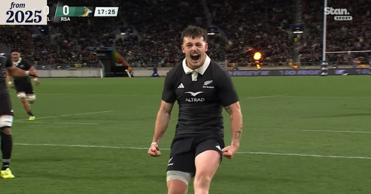 Video: Carter scores cracker on All Blacks debut