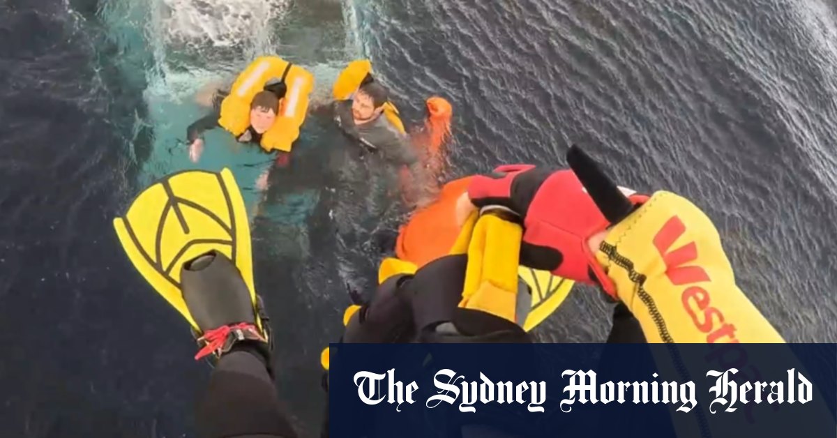 Video: Three people rescued from water south of Sydney