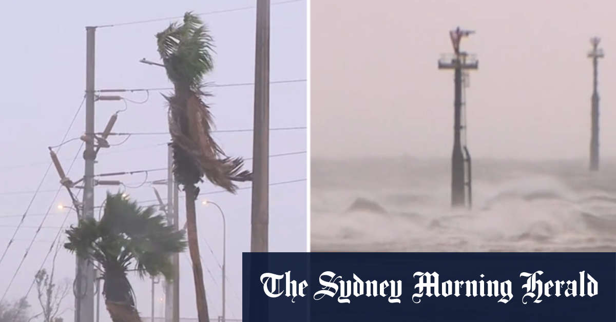 Video: Tropical Cyclone Zelia inching closer to Western Australia