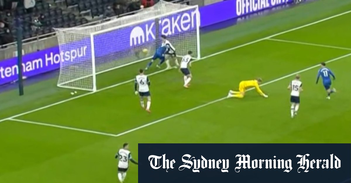 Video: Spurs lose to Leicester City