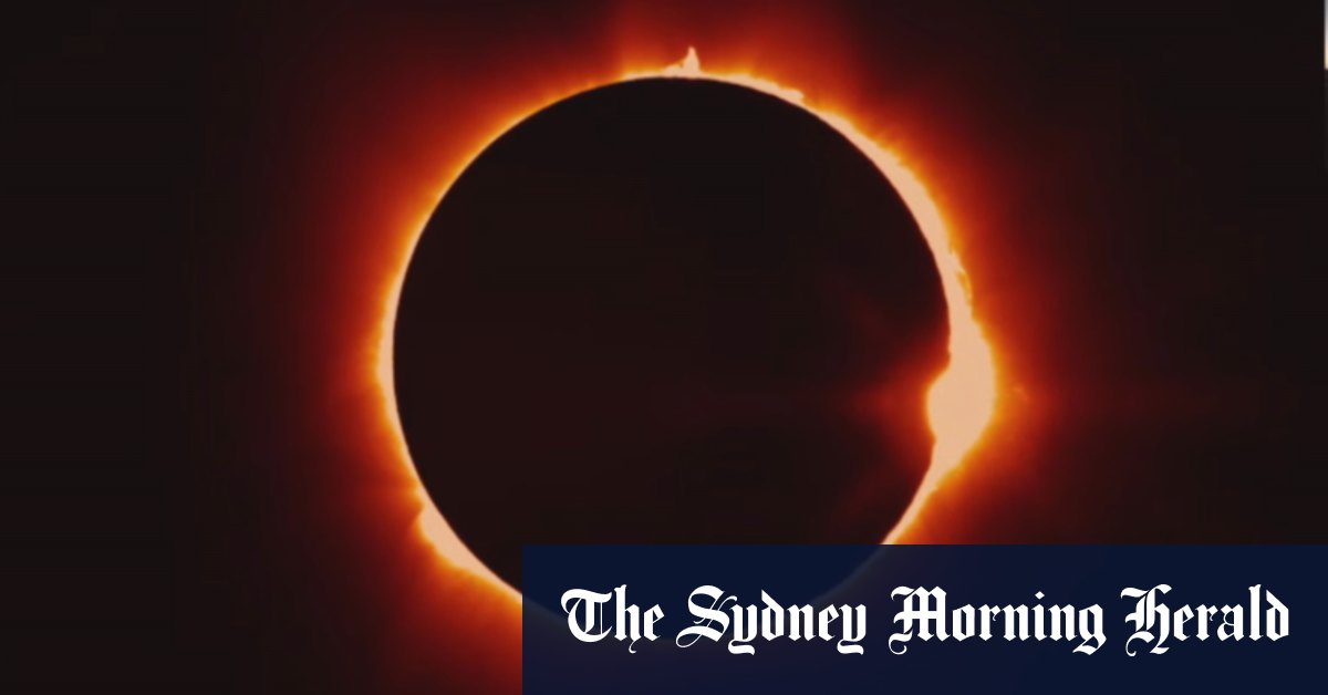 Rare total eclipse in Western Australia – Robert