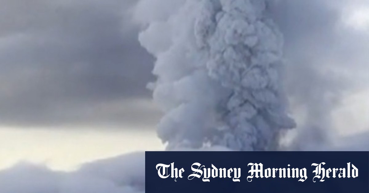 Video: Russian volcano erupts for first time in 500 years