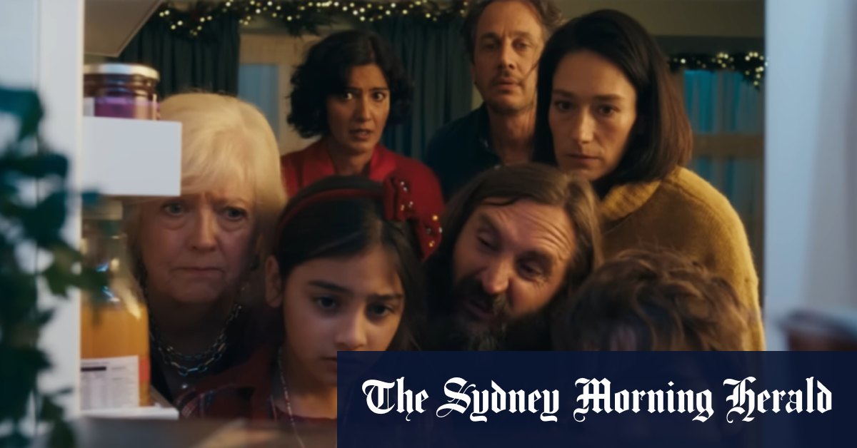 Video: Christmas ads 2024 - Waitrose