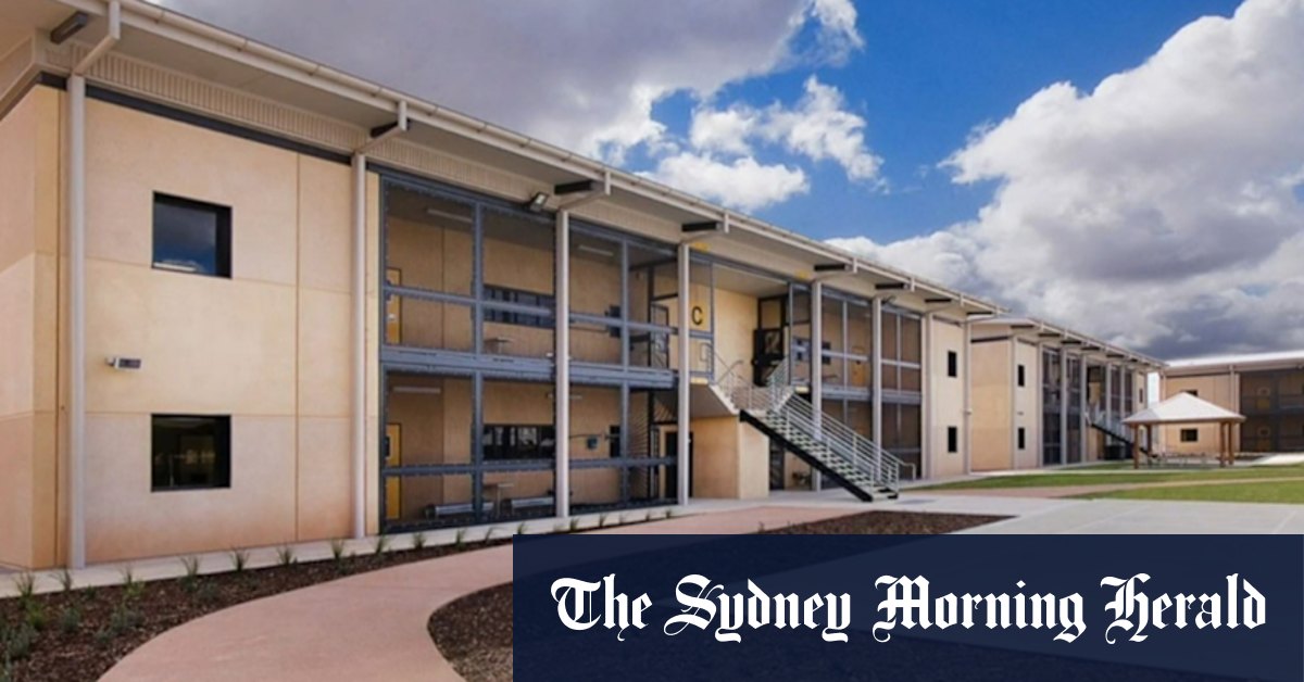 Video: Security breach revealed in South Australian prison