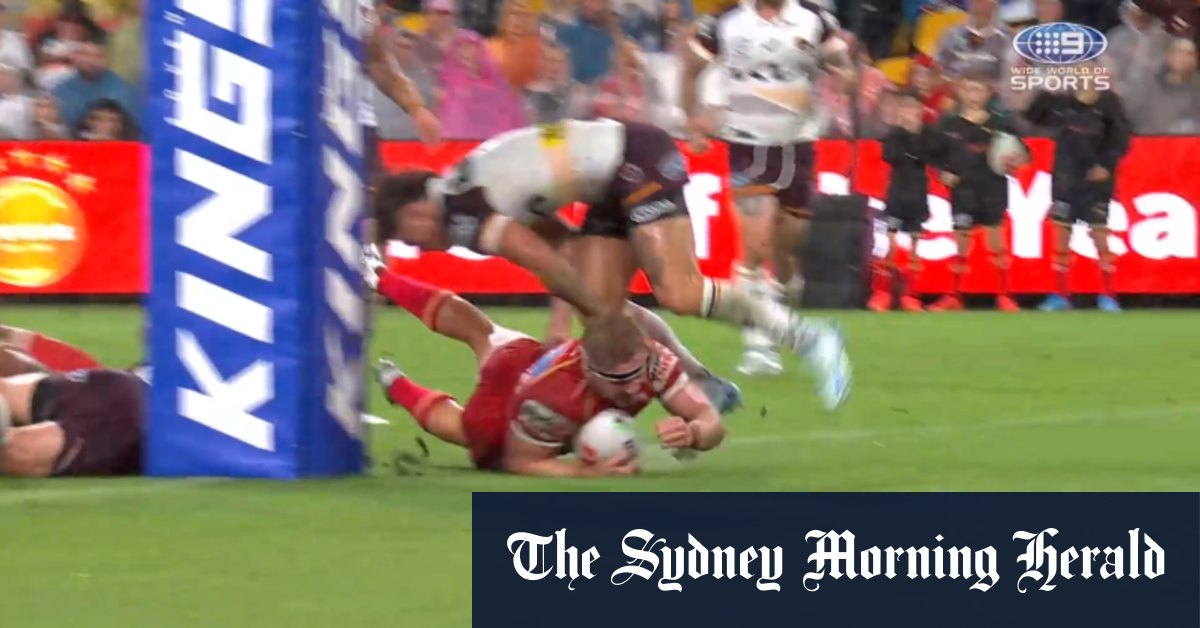 Video: Plath goes over