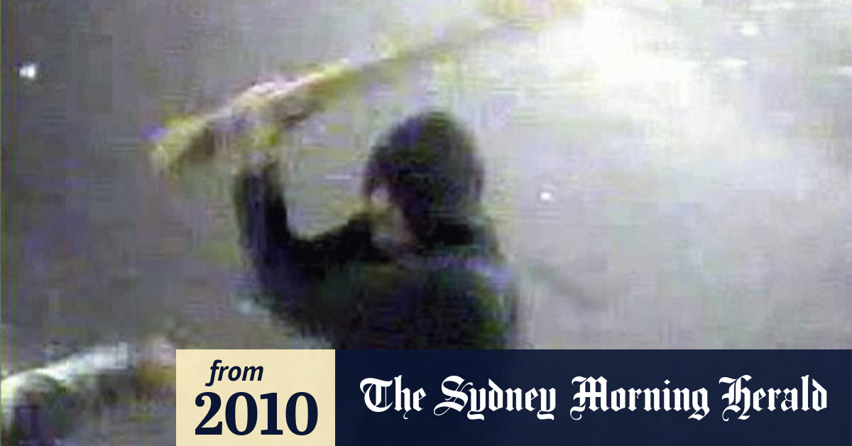 Video: CCTV: vicious baseball bat attack