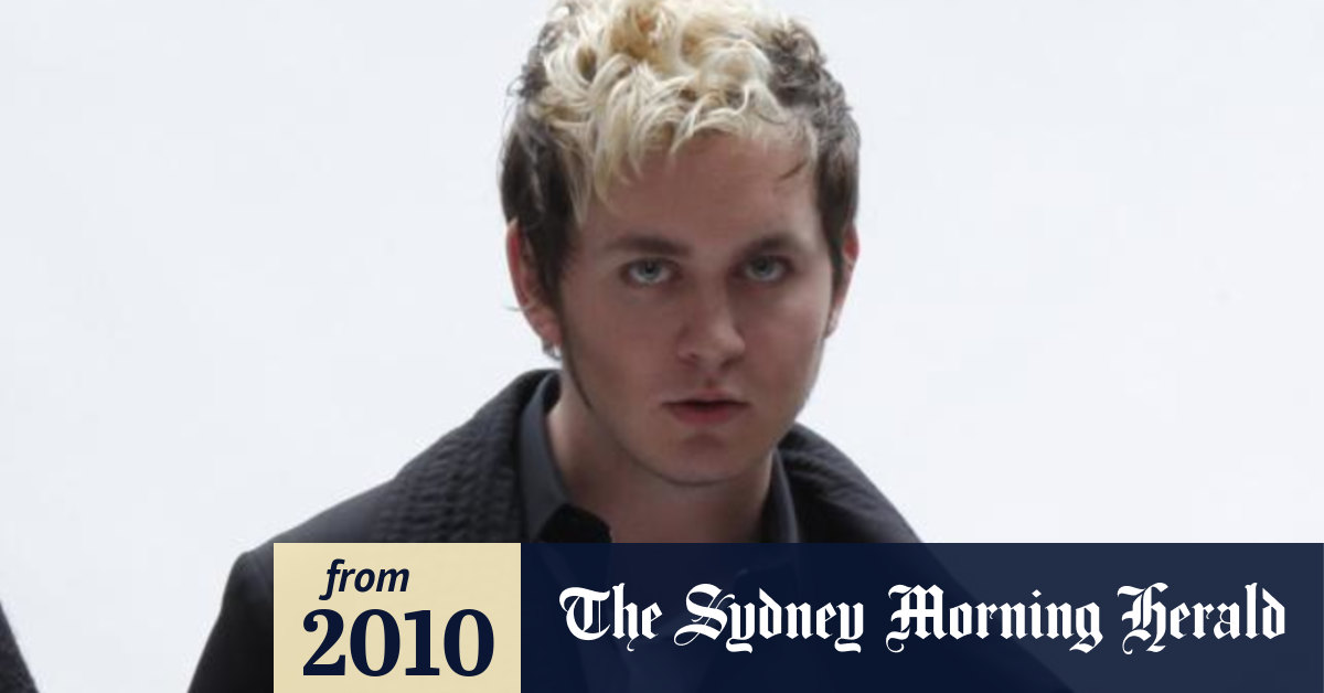 Video: British pop singer plunges to his death