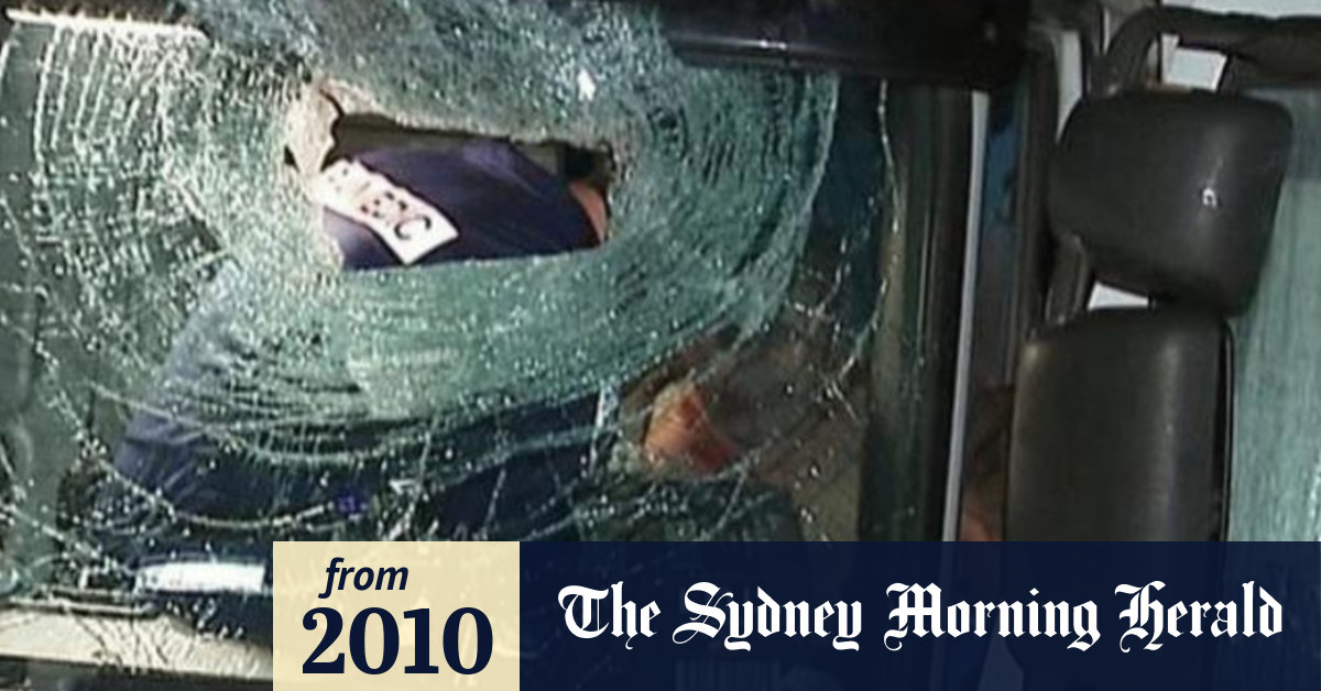 Video: Rock crashes through windscreen