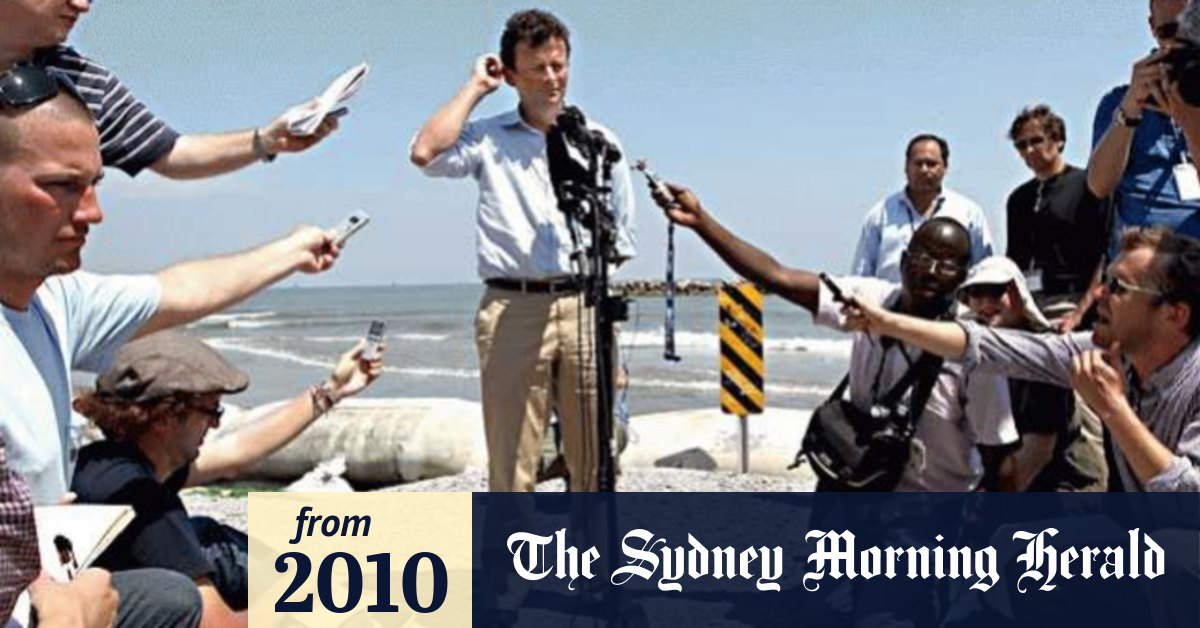 Video: BP CEO hits the beach