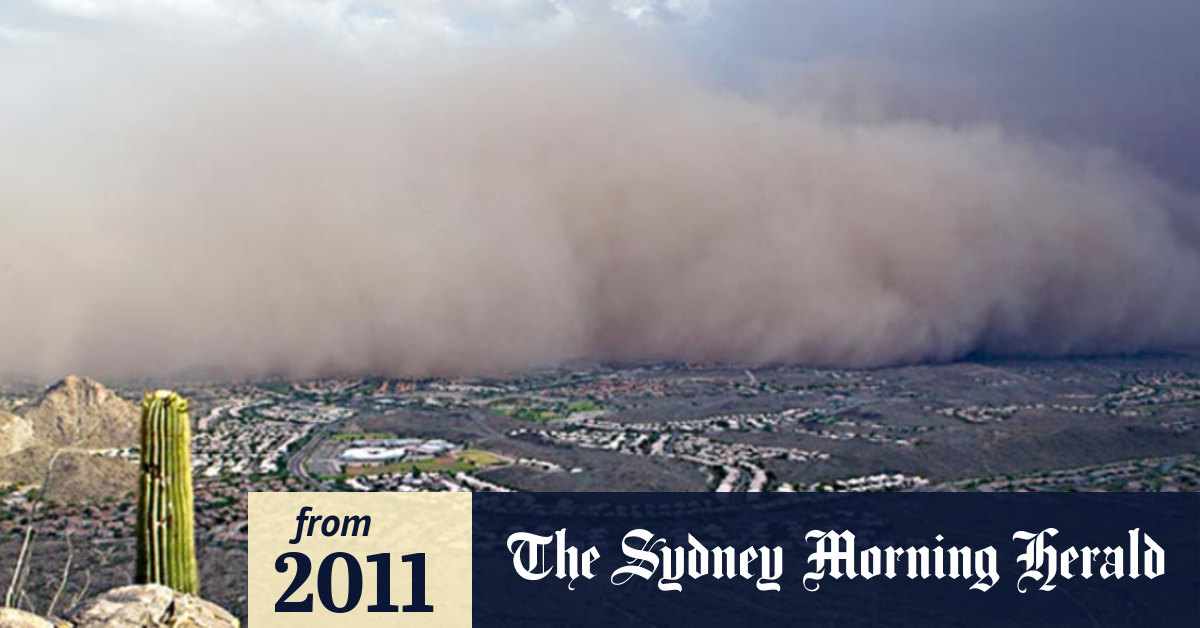 Video: Dust storm rolls through Phoenix