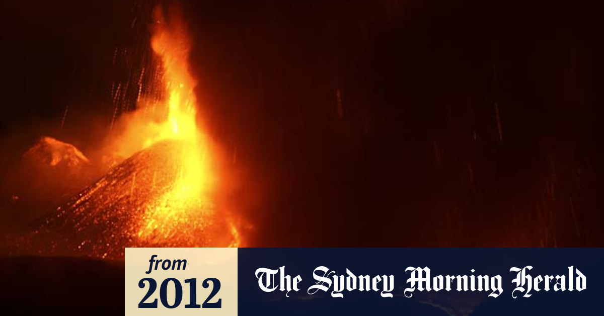 Video: Italian volcano blows its top