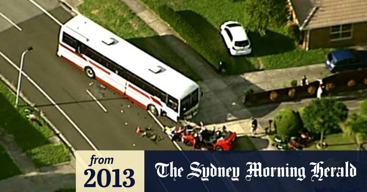 Video: Car collides with school bus