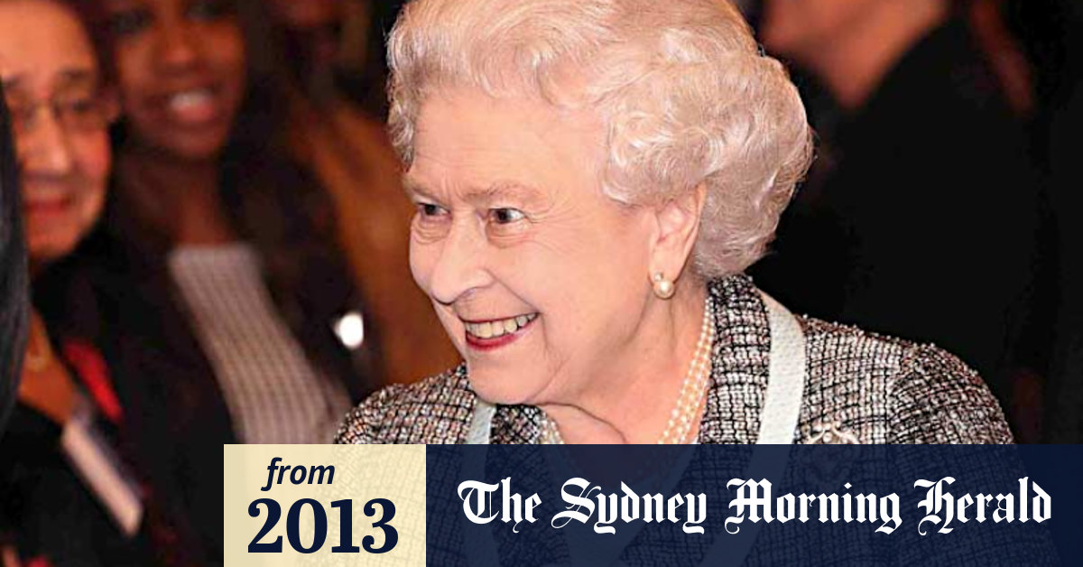 Video: Queen signs historic charter