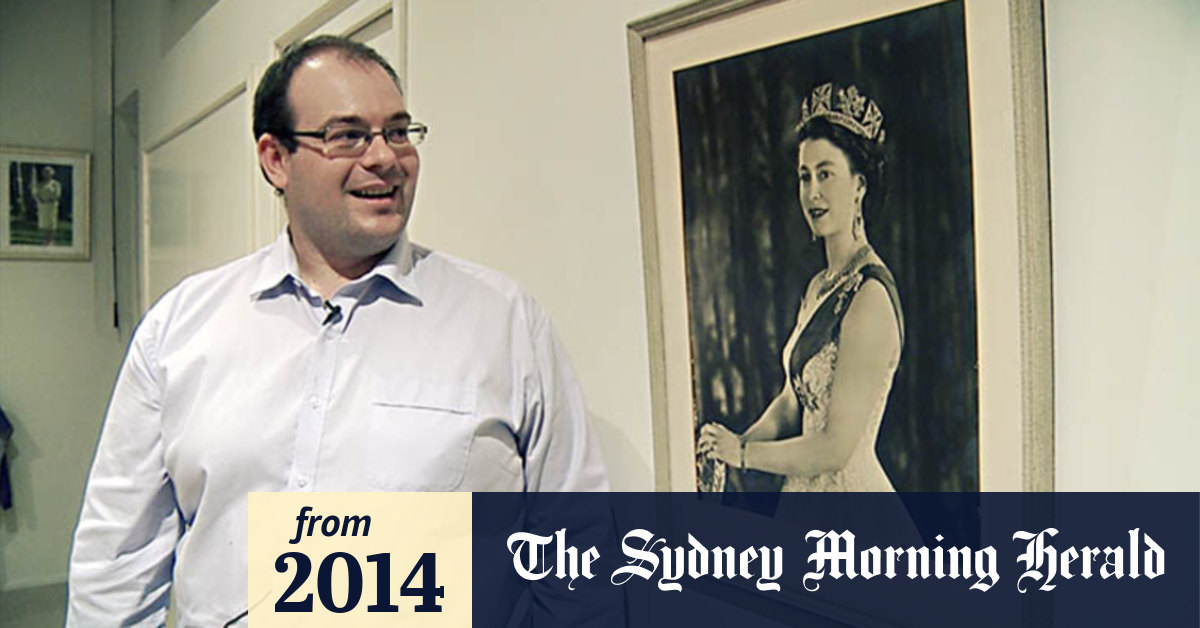 Video: A moment with a monarchist