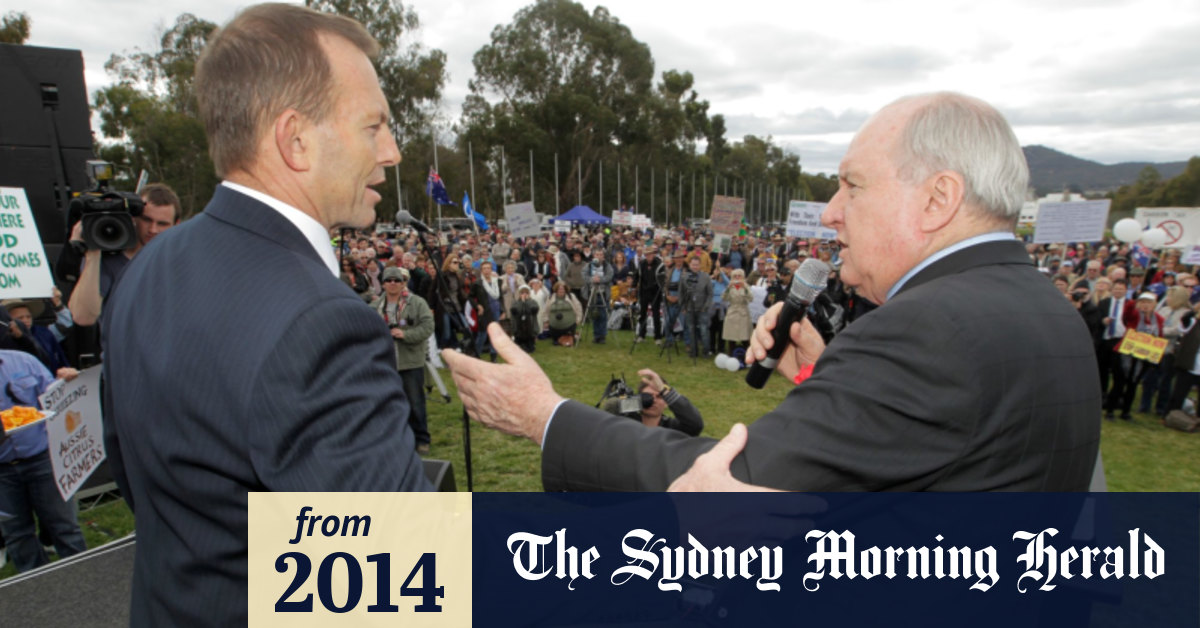 Conservative commentators Bolt, Jones and Albrechtsen turn on Abbott