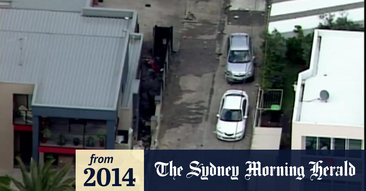 Video: One dead in Chelsea plane crash