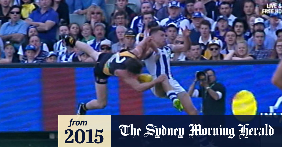 Video: Huge collision in AFL elimination final
