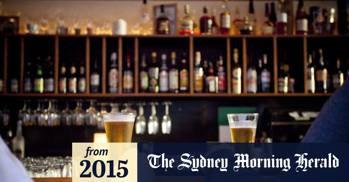 Alcohol in Australia: Young people preloading and getting drunk in ...