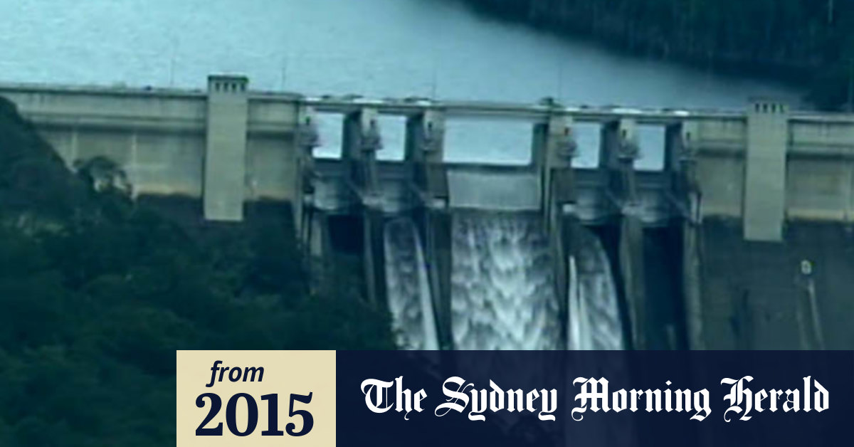 Video: Warragamba Dam spills, southern flooding eases