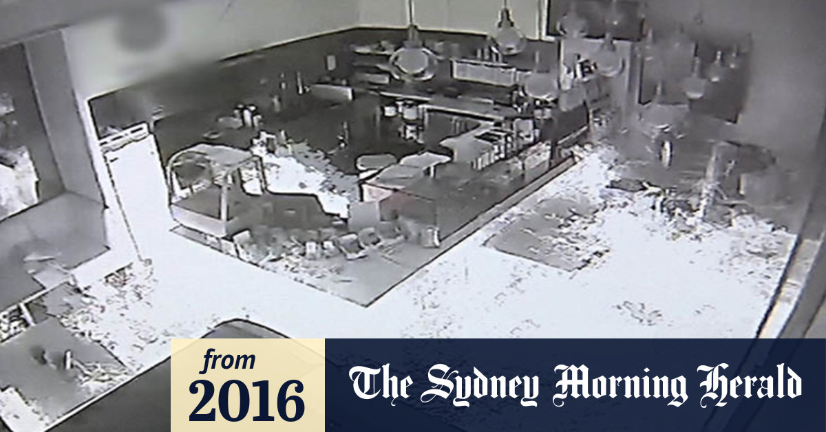 Video: Sydney cafe fire bombed
