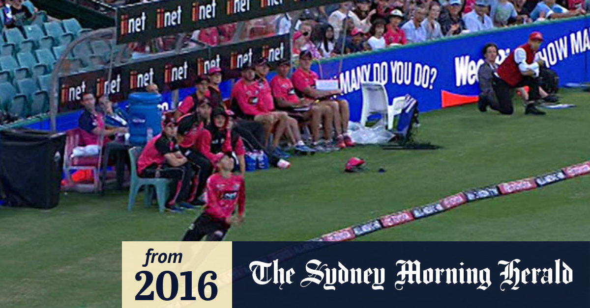 Video: Botha makes boundary rope catch look easy