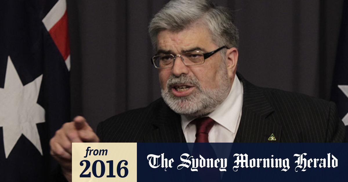 Video: 6 things you need to know about Kim Carr