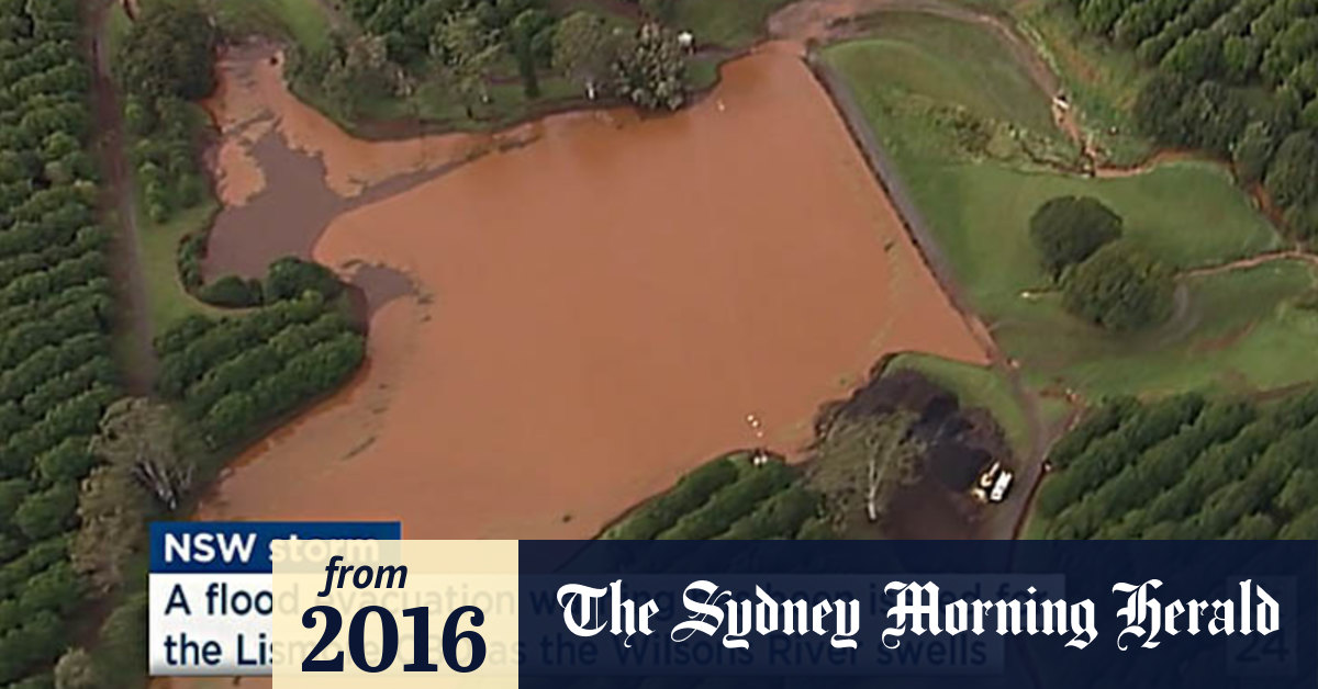 Video: Weather: Wilsons River peaks at Lismore