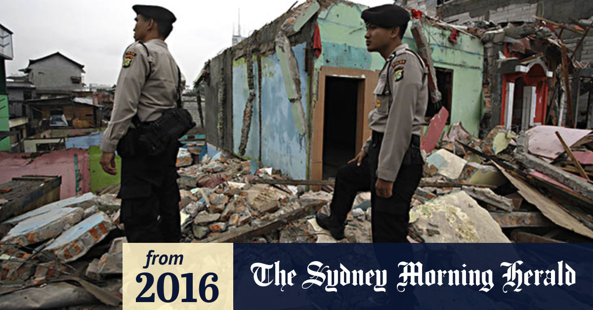 Video: Red light district in Jakarta razed