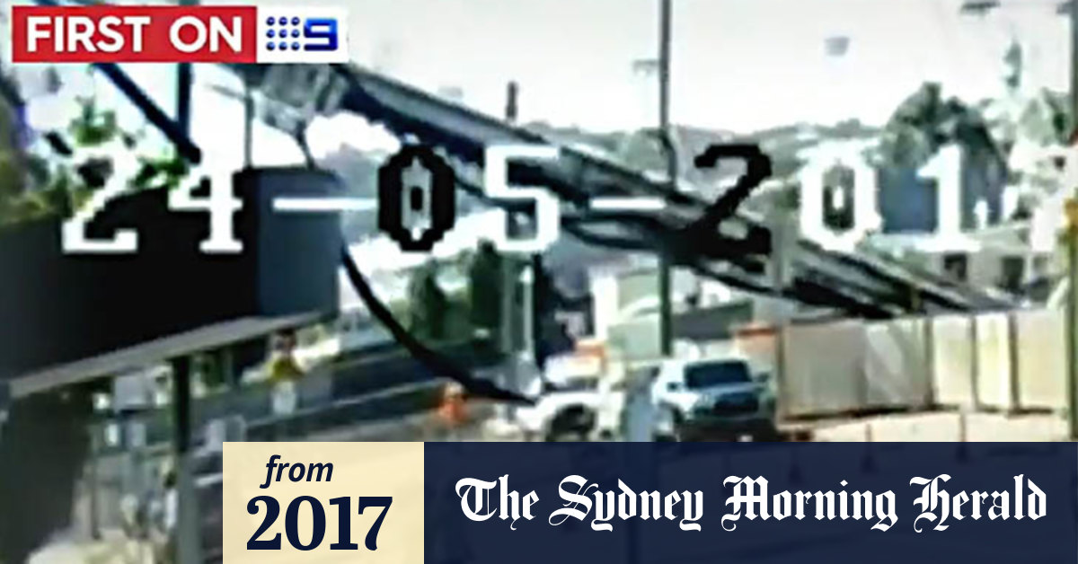 Video: Video shows drilling rig collapse