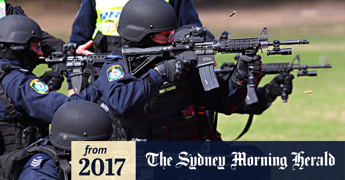 Video: Police now armed with M4 semi-automatic rifles