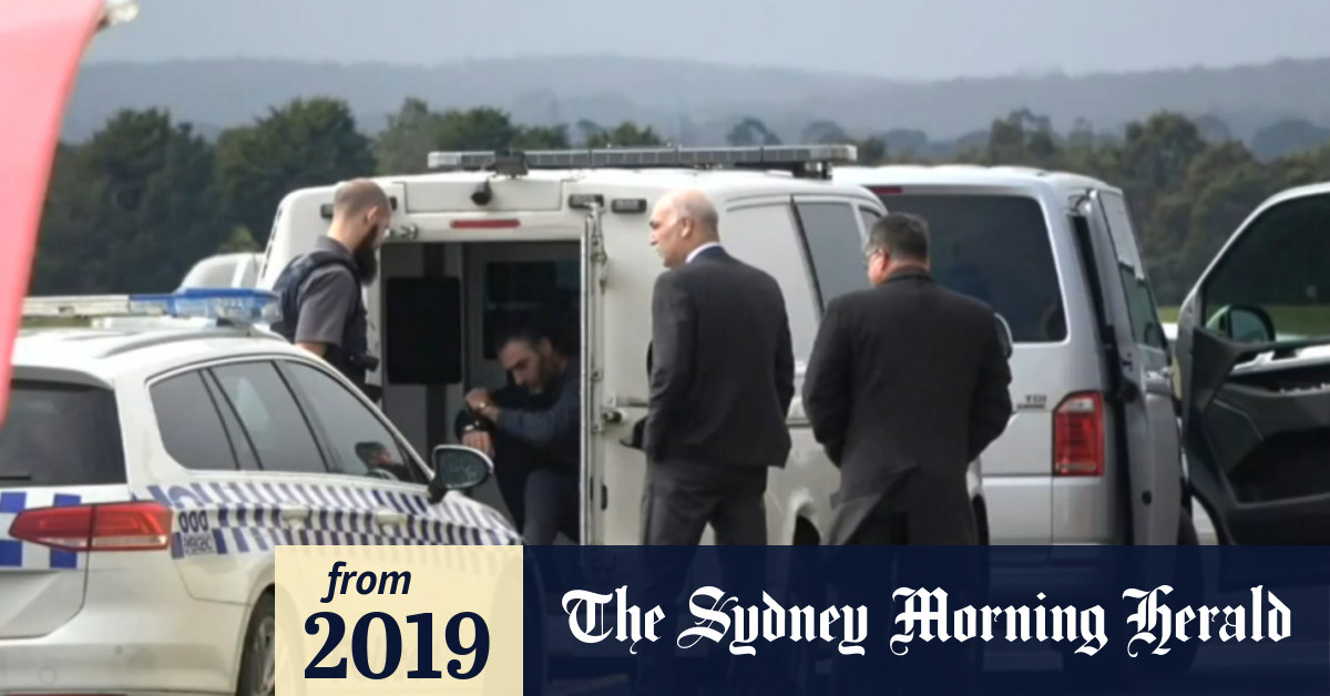 Video: Cold case murder suspect extradited to Adelaide