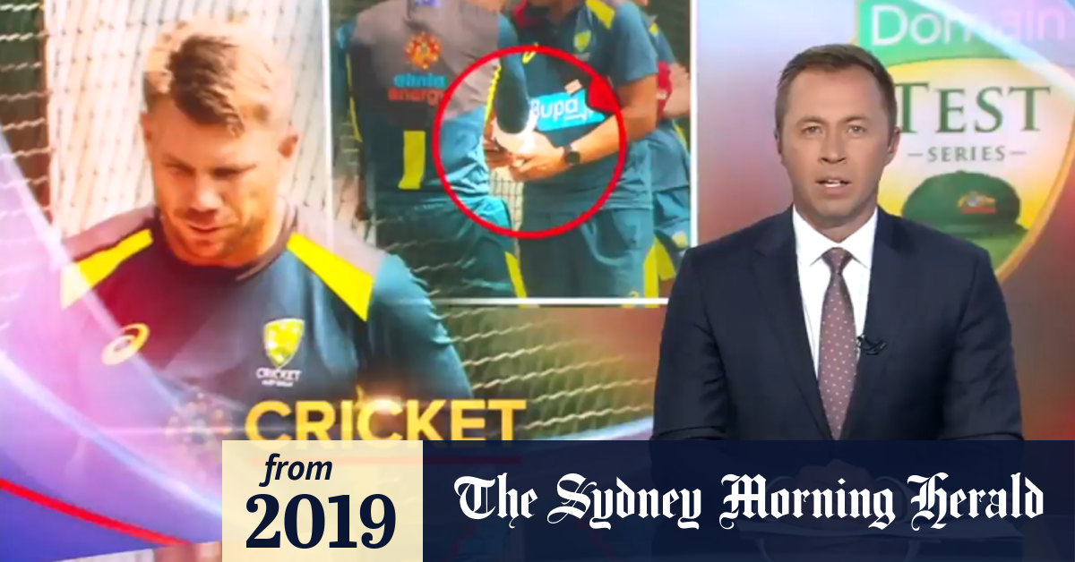 Video: Warner suffers injury scare