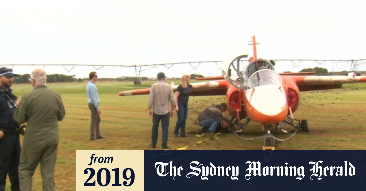 Video: Emergency landing after plane’s engine stops mid-air