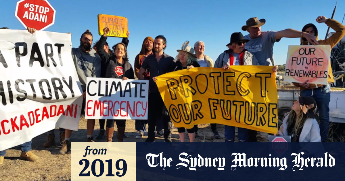Video: Climate activists protest at Adani mine site