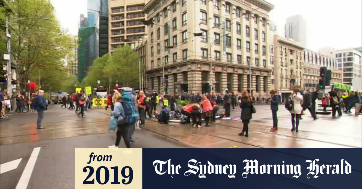 Video: Climate activists arrested during protest