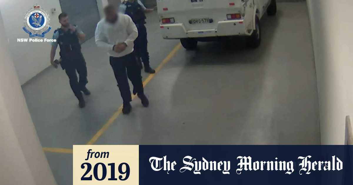 Video: Man in police custody over cooking and dealing steroids