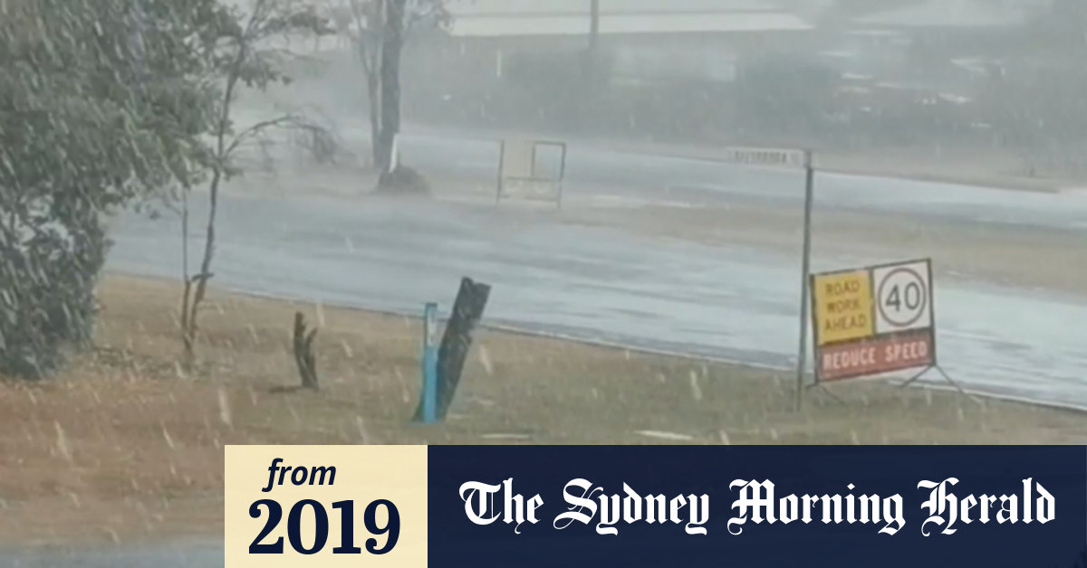 Video: Strong winds and hail hits Queensland